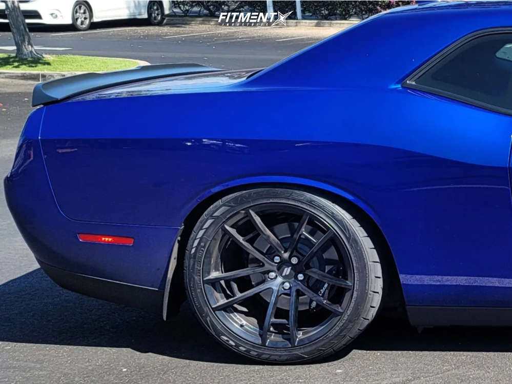 2021 Dodge Challenger R/T Scat Pack with 20x9.5 MRR M392 and Nitto ...