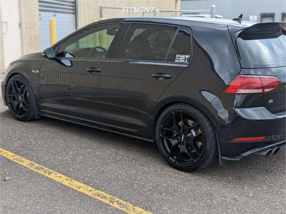 2019 Volkswagen Golf R Base with 19x8.5 Rotiform Hur and Nitto 235x35 ...
