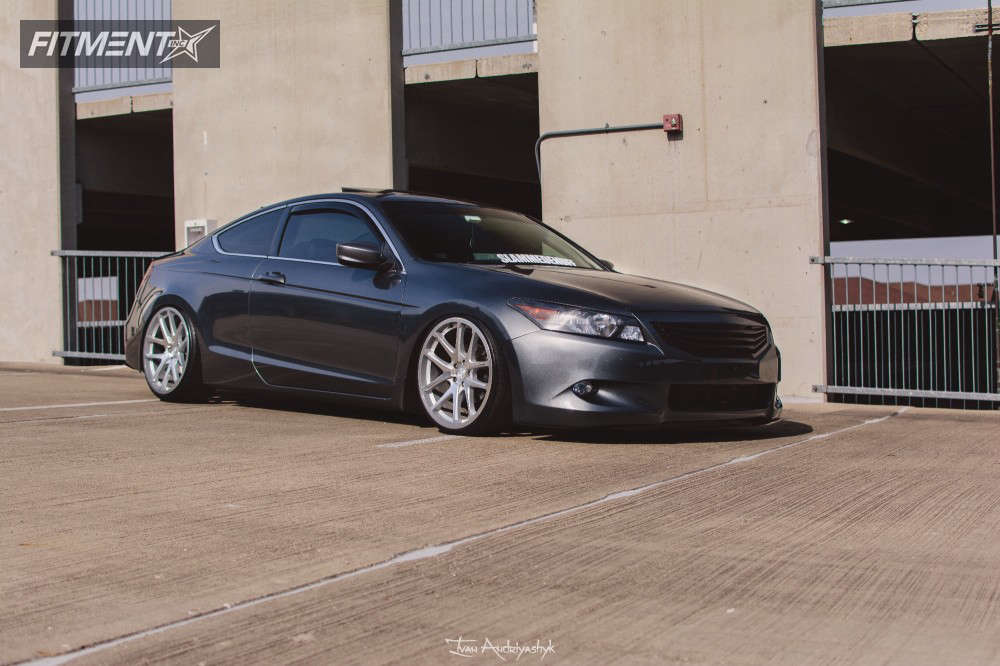 2009 Honda Accord LX with 20x9 Rotiform SNA and Hankook 225x30 on ...