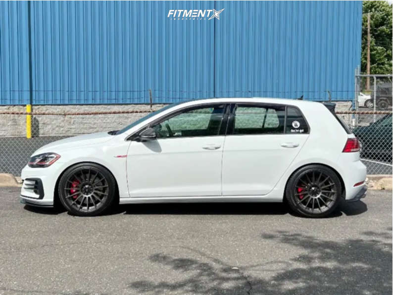2021 Volkswagen GTI SE with 18x9 Konig Rennform and Hankook 235x40 on ...