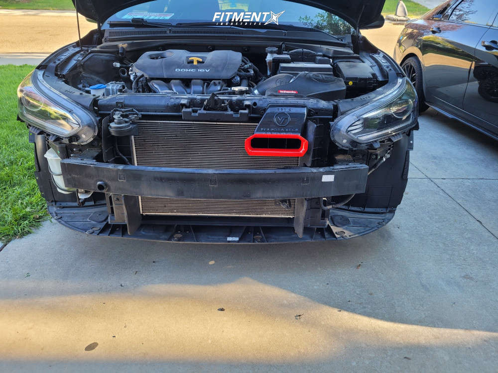 2019 Hyundai Veloster Premium with 17x7.5 NS Ns1506 and Vercelli 245x45 ...