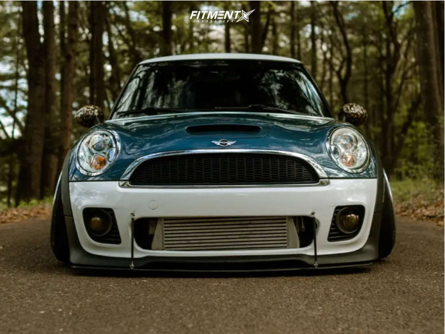 2010 Mini Cooper S with 17x9.5 Rotiform Forged Cvt and Toyo Tires ...