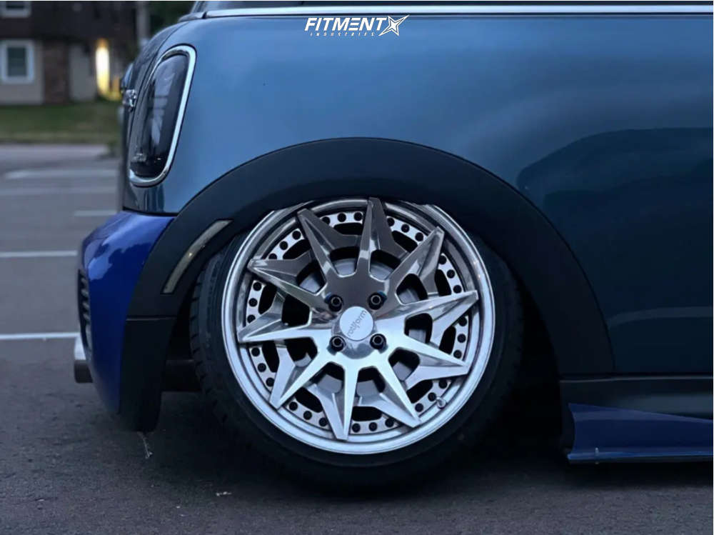 2010 Mini Cooper S with 17x9.5 Rotiform Forged Cvt and Toyo Tires ...