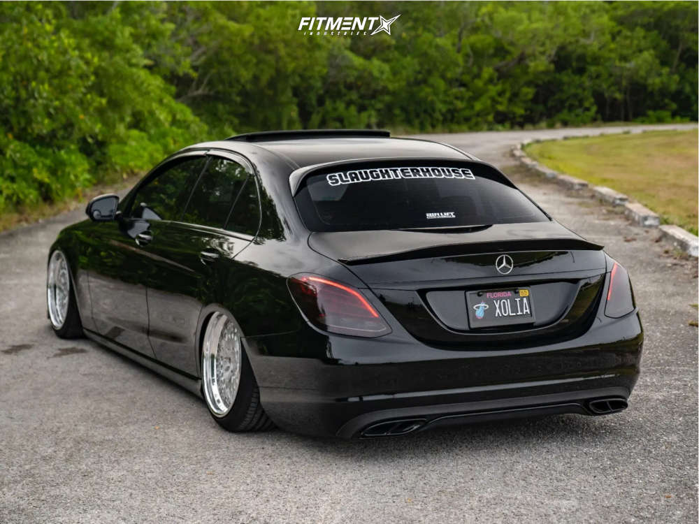 2018 Mercedes-Benz C300 Base with 18x9 Avant Garde F140 and Continental ...