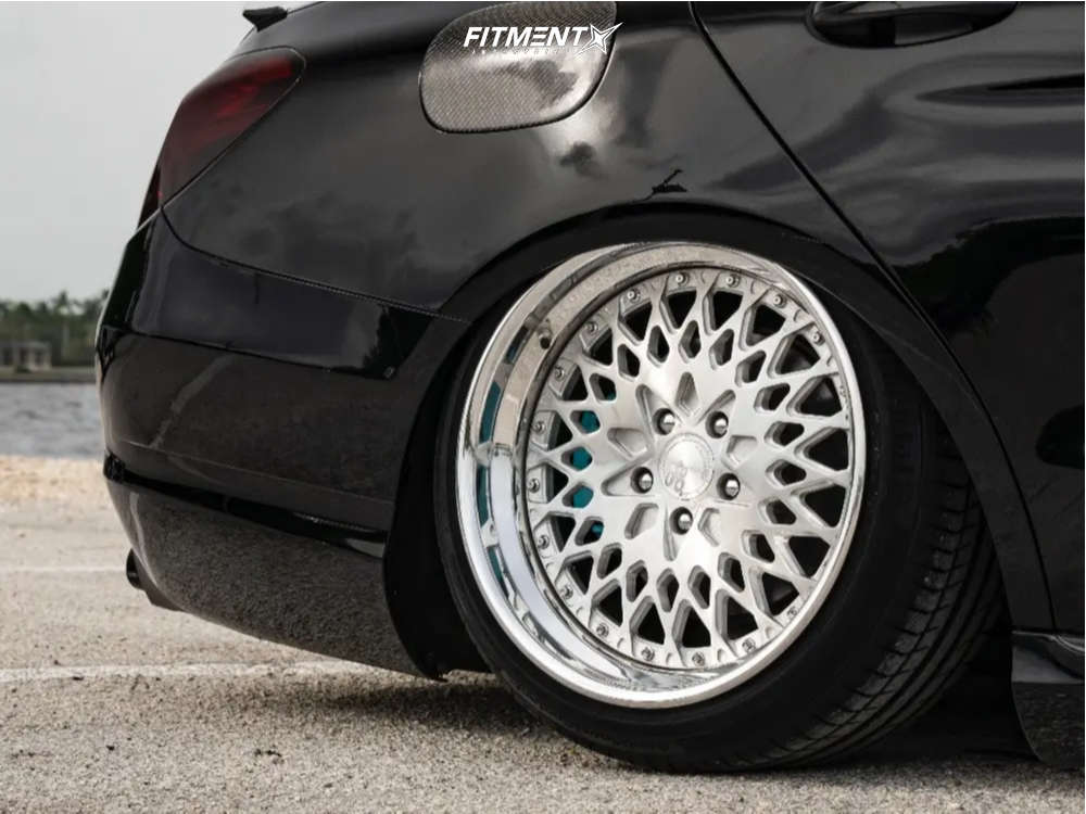 2018 Mercedes-Benz C300 Base with 18x9 Avant Garde F140 and Continental ...