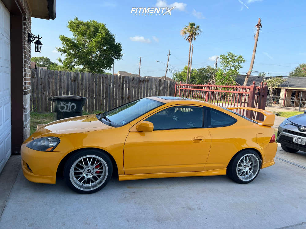 2006 Acura RSX Type-S with 17x9 STR 514 and Bridgestone 245x40 on ...