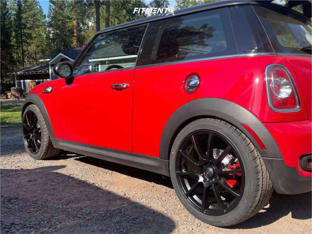 2013 Mini Cooper Coupe S with 18x8 Focal F-20 and Vercelli 235x40 on ...