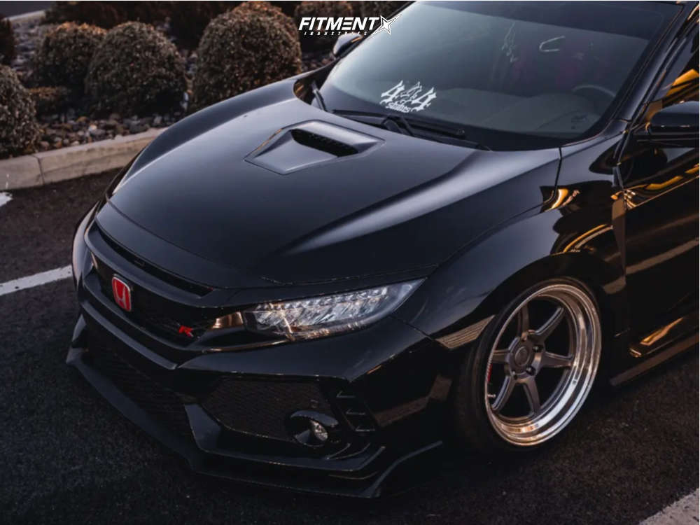 2017 Honda Civic Type R with 18x10.5 Kansei Roku and Falken 225x40 on ...