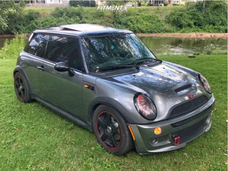 2004 Mini Cooper S with 16x7 Motegi Mr116 and Yokohama 205x50 on ...