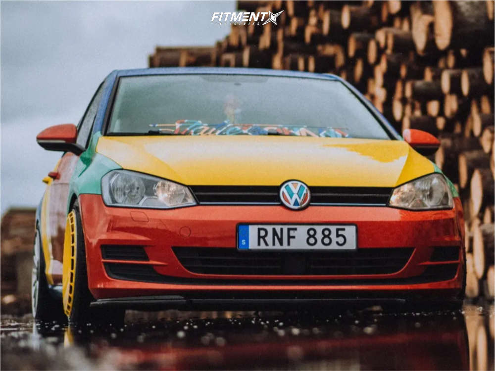 2016 Volkswagen Golf Base with 18x8.5 Rotiform Las-r and Pirelli 225x40 ...
