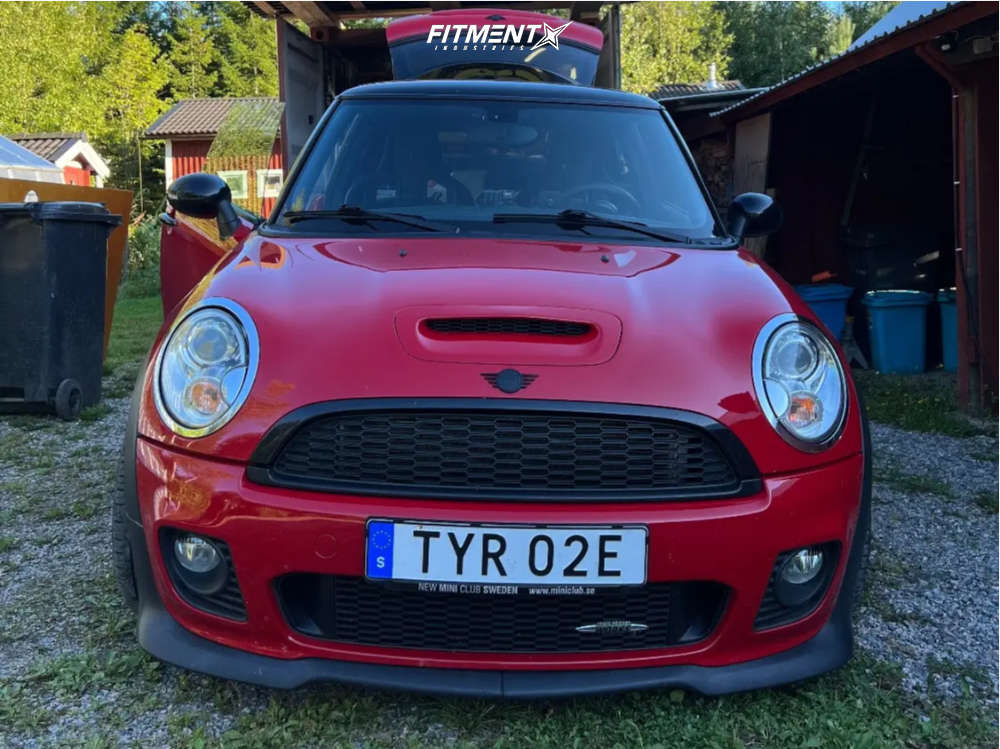 2009 Mini Cooper John Cooper Works with 17x8 Japan Racing Jr3 and ...