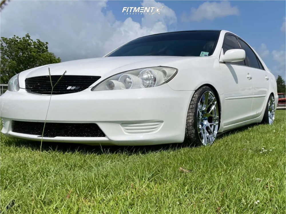 2005 Toyota Camry LE with 18x8.5 ESR Rf1 and Nitto 215x35 on Coilovers ...