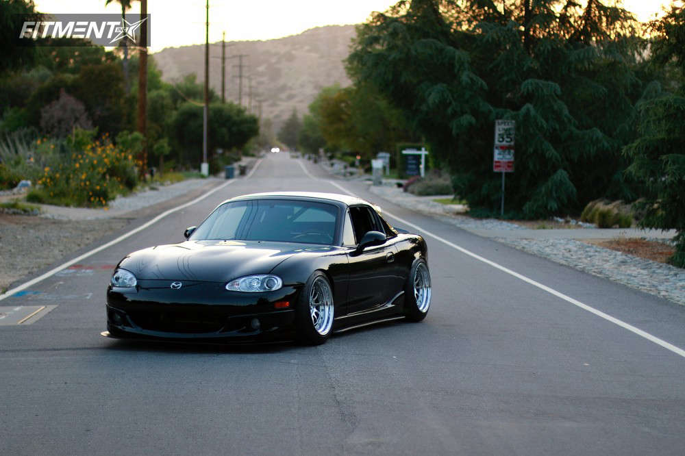 2002 Mazda MX-5 Miata Base with 16x9.5 CCW D110 and Toyo Tires 225x45 ...