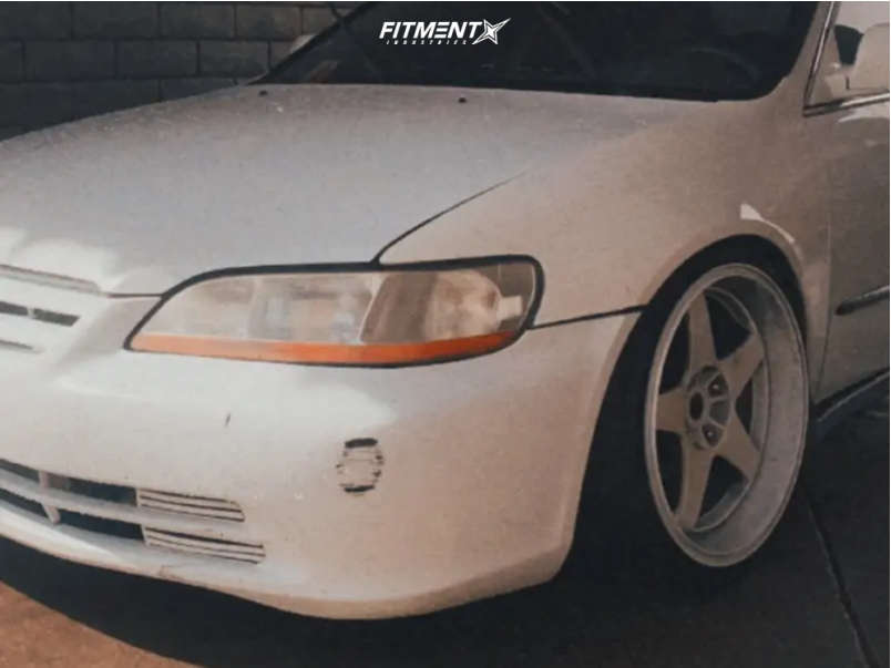 2000 Honda Accord LX with 18x9.5 XXR 962 and Bridgestone 215x40 on Coilovers | 2383398 | Fitment ...