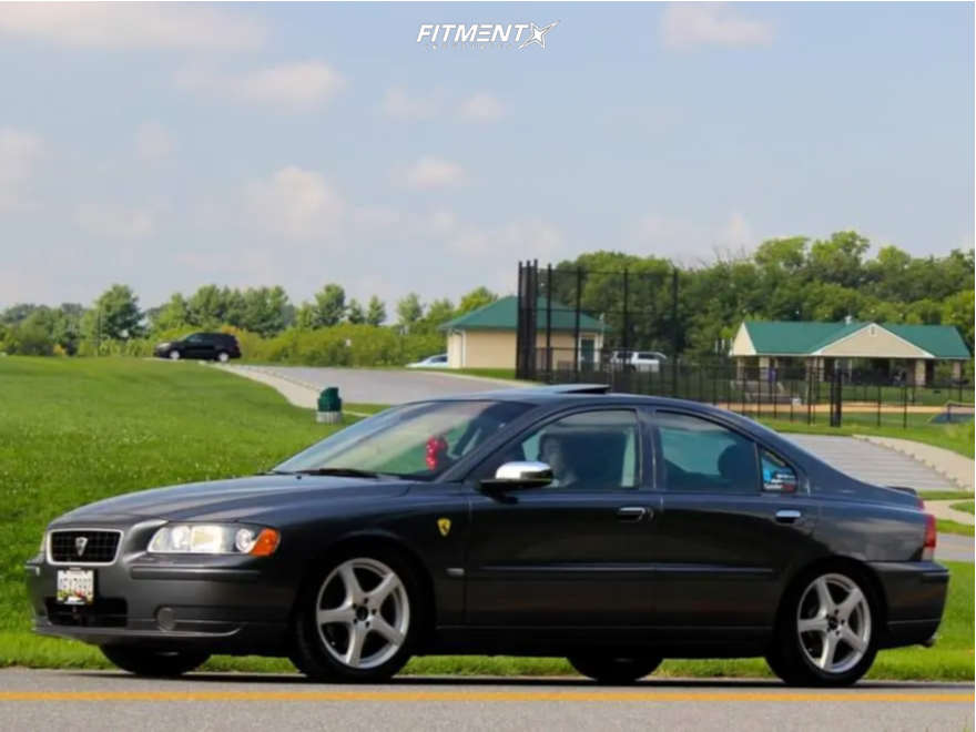 2006 Volvo S60 T5 with 17x7 Ronal R42 and Nokian 235x45 on Lowering ...