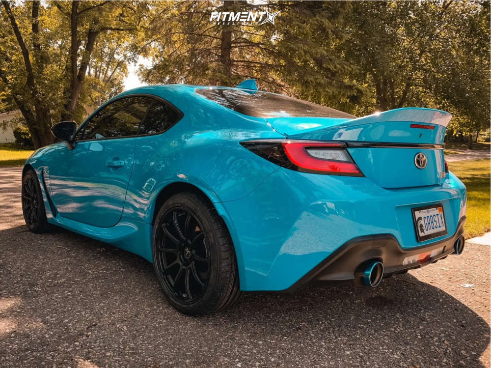 2022 Toyota GR86 Premium with 18x8.5 Superspeed Rf03rr and Continental ...