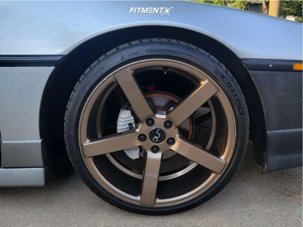 1987 Pontiac Fiero GT with 18x8 JNC Jnc026 and Michelin 215x35 on ...