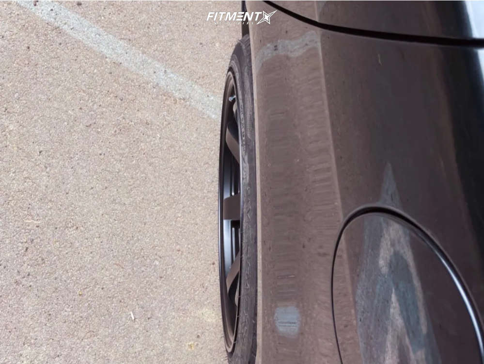 2017 Mitsubishi Lancer SEL with 18x9.5 AVID1 Av6 and Versatyre 245x40 ...