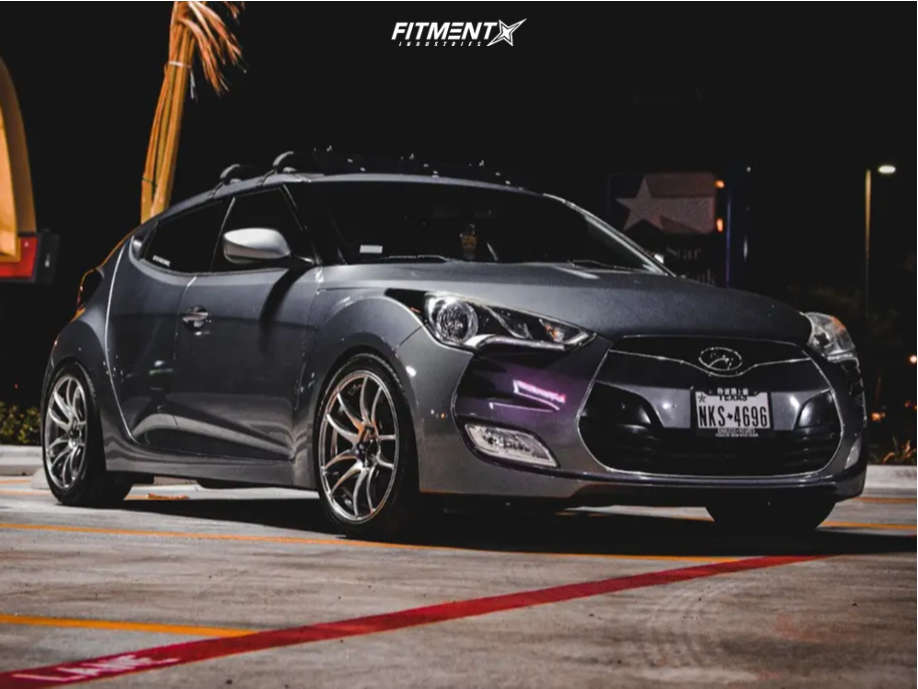2016 Hyundai Veloster Base with 18x8.5 Vors Tr4 and Ironman 235x45 on ...