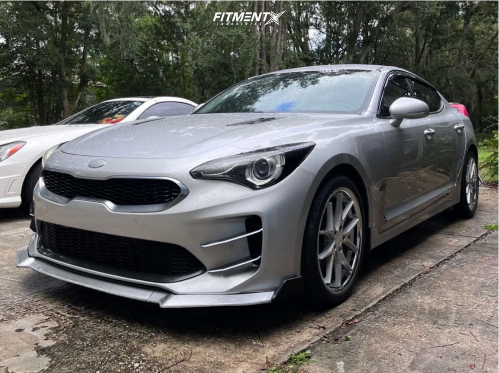 2018 Kia Stinger Base with 19x8.5 Ferrada FR2 and Lexani 255x35 on ...