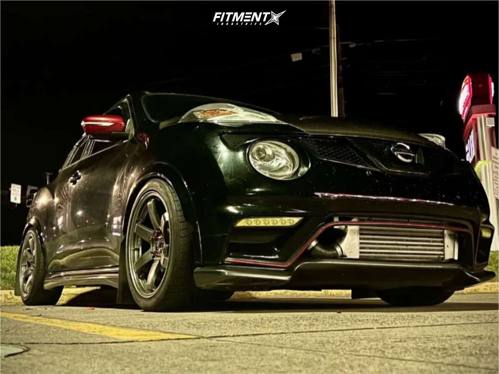 2015 Nissan Juke Nismo with 18x8.5 JNC Jnc014 and Nitto 245x40 on ...