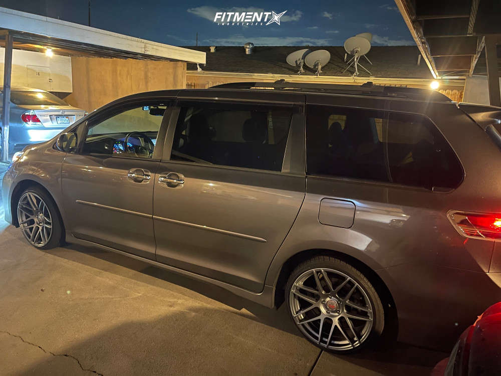 2017 Toyota Sienna SE with 20x9.5 Curva C300 and Vercelli 225x35 on ...