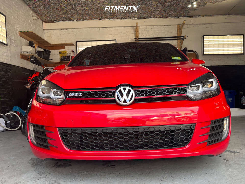 2013 Volkswagen GTI Base with 18x8.5 3SDM 0.06 and Firestone 225x40 on ...