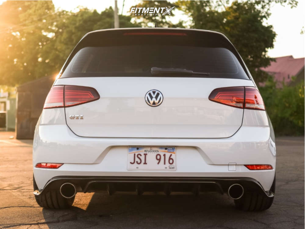 2018 Volkswagen GTI S with 18x8.5 Superspeed Rf03rr and Firestone 255x35 on Coilovers | 2394599 ...