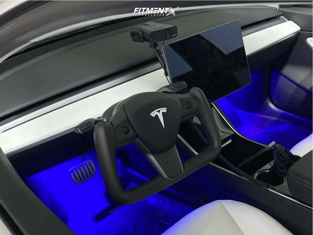 2020 Tesla 3 Performance with 20x10 Heritage Kokoro Monoc and Michelin ...