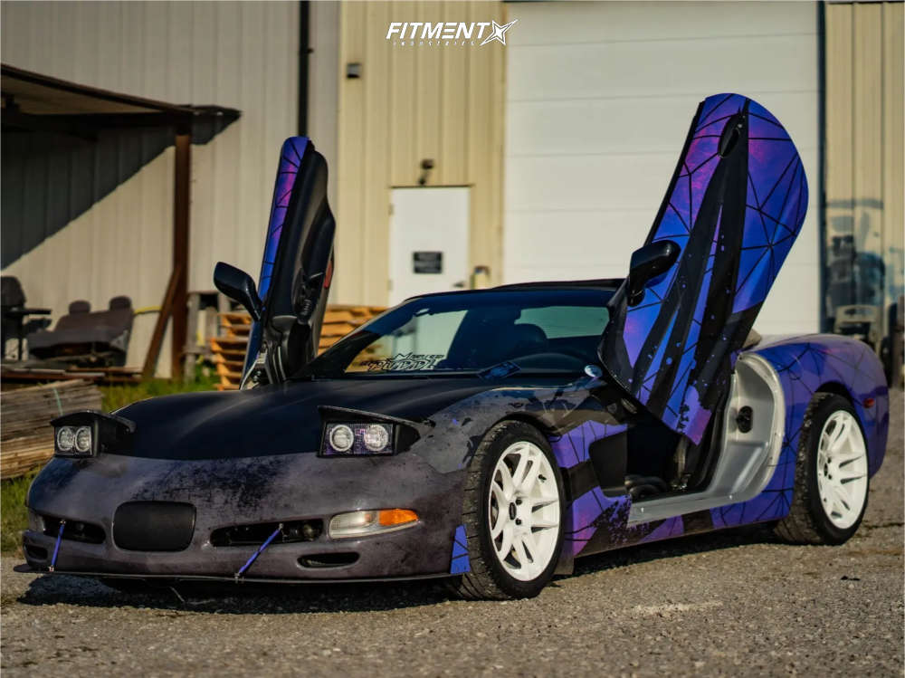 1998 Chevrolet Corvette Base with 18x8.5 ESR Cs8 and Goodyear 245x40 on ...