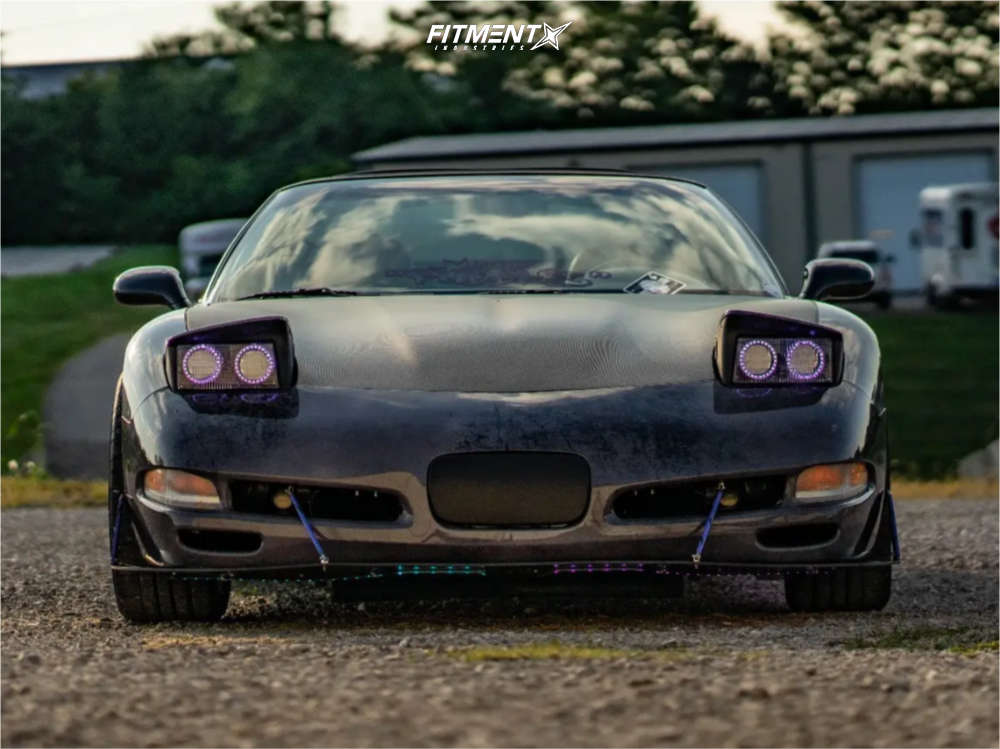 1998 Chevrolet Corvette Base with 18x8.5 ESR Cs8 and Goodyear 245x40 on ...