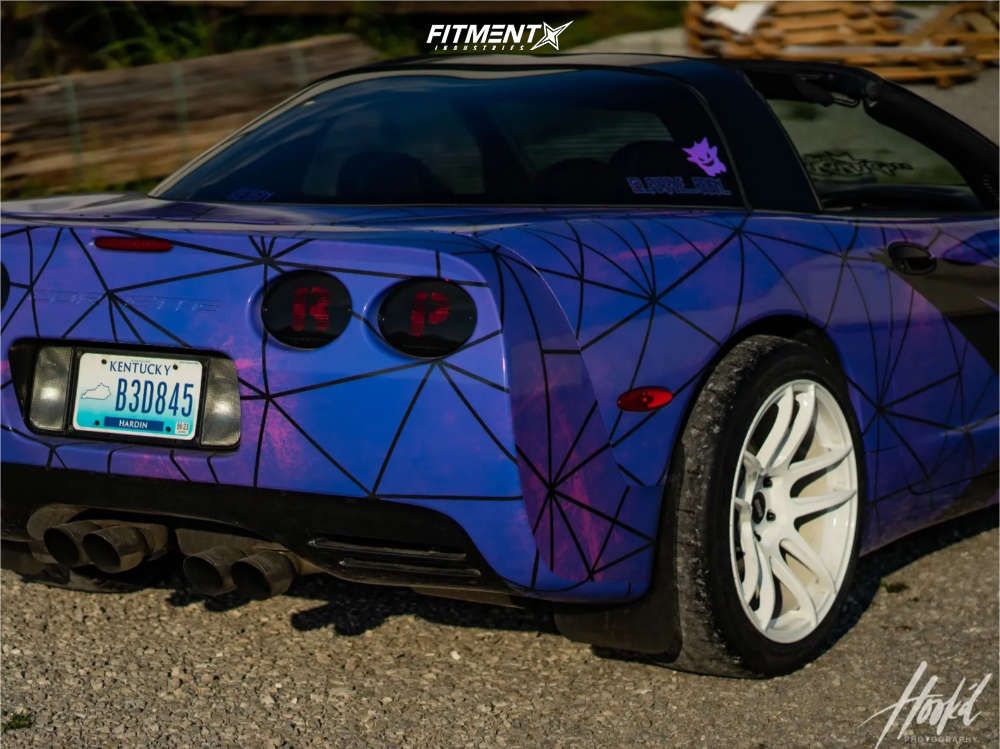 1998 Chevrolet Corvette Base with 18x8.5 ESR Cs8 and Goodyear 245x40 on ...