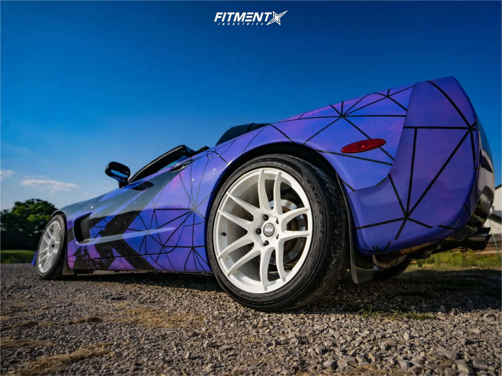 1998 Chevrolet Corvette Base with 18x8.5 ESR Cs8 and Goodyear 245x40 on ...