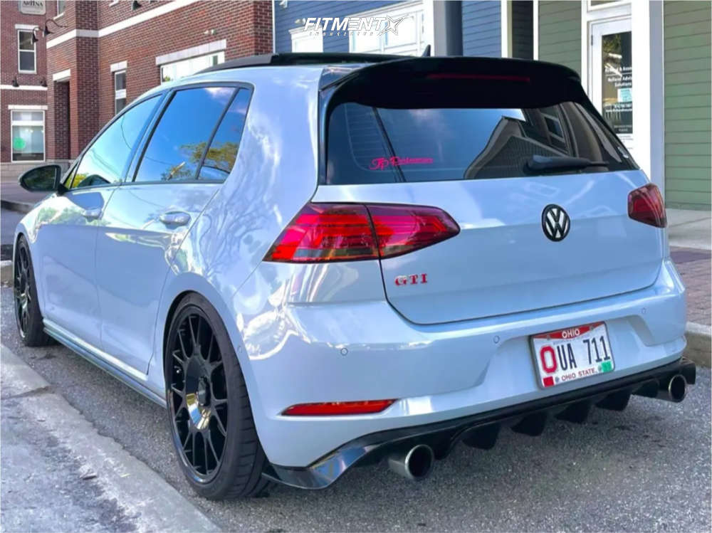 2018 Volkswagen GTI Autobahn with 19x8.5 Rotiform Tuf-r and Michelin ...