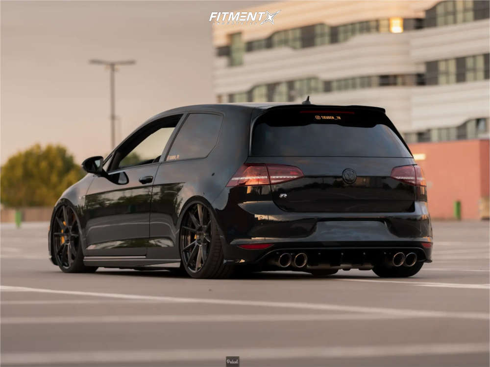 2016 Volkswagen Golf R Base with 20x8.5 BC Forged HCA382 and Hankook ...