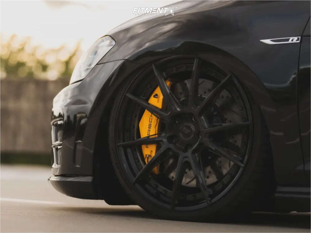 2016 Volkswagen Golf R Base with 20x8.5 BC Forged HCA382 and Hankook ...