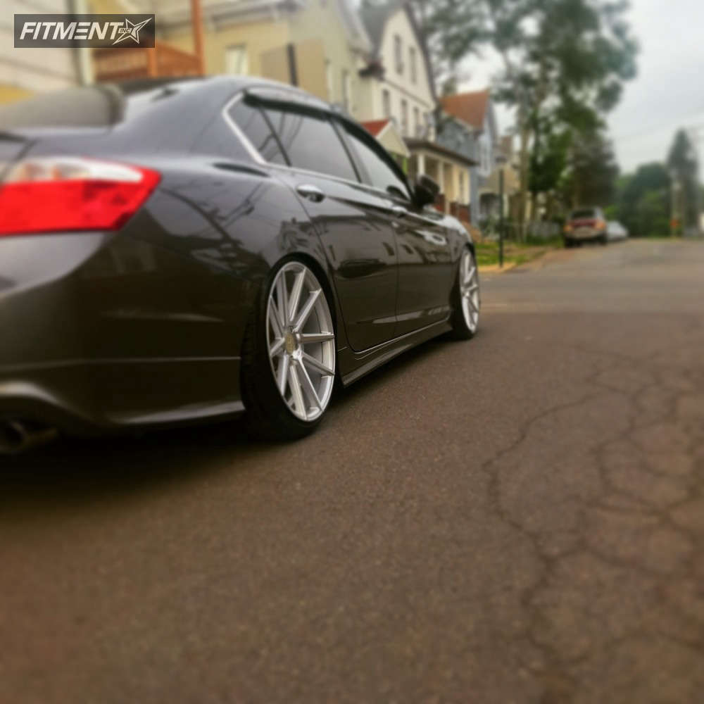 2014 Honda Accord LX with 20x8.5 F1R F27 and Lexani 235x35 on Coilovers ...