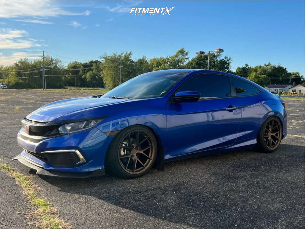 2019 Honda Civic LX with 18x9.5 Aodhan Aff7 and Lexani 235x40 on ...