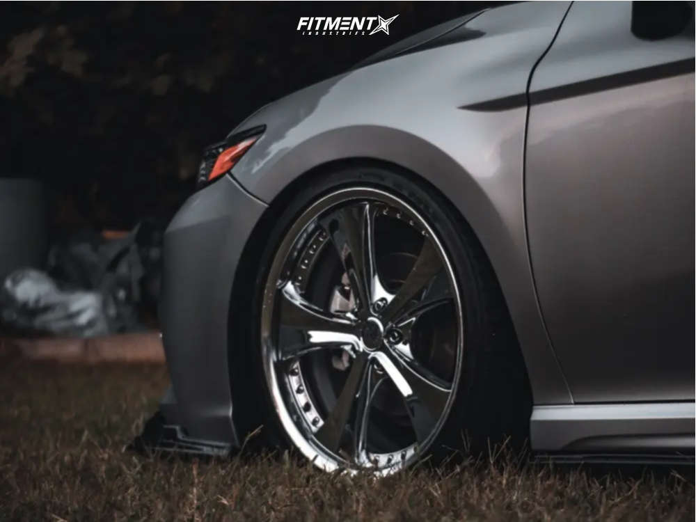 2018 Toyota Camry SE with 20x8.5 Weds Ratzinger and Falken 235x35 on ...