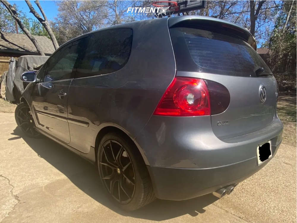 2009 Volkswagen GTI Base with 18x8 Drag Dr67 and Toyo Tires 225x40 on ...