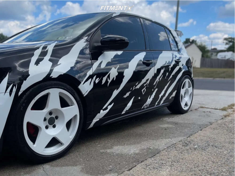 2013 Volkswagen GTI Base with 18x8.5 Fifteen52 Tarmac and Lexani 235x40 ...