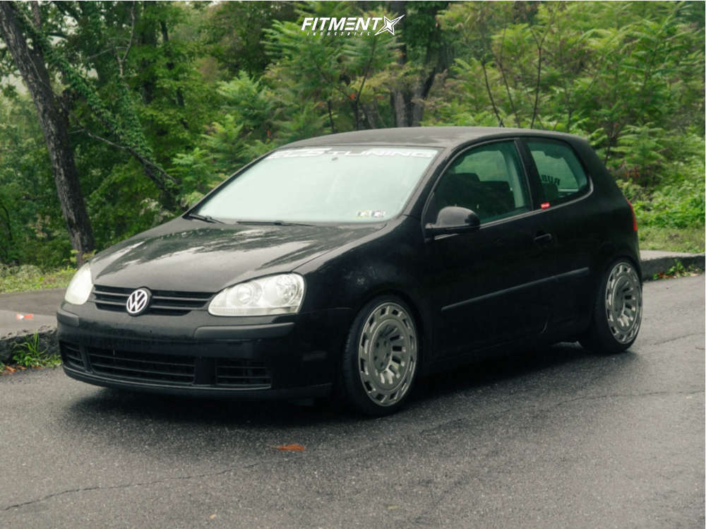 2009 Volkswagen Rabbit S with 18x8.5 Radi8 R8t12 and Hankook 205x40 on ...
