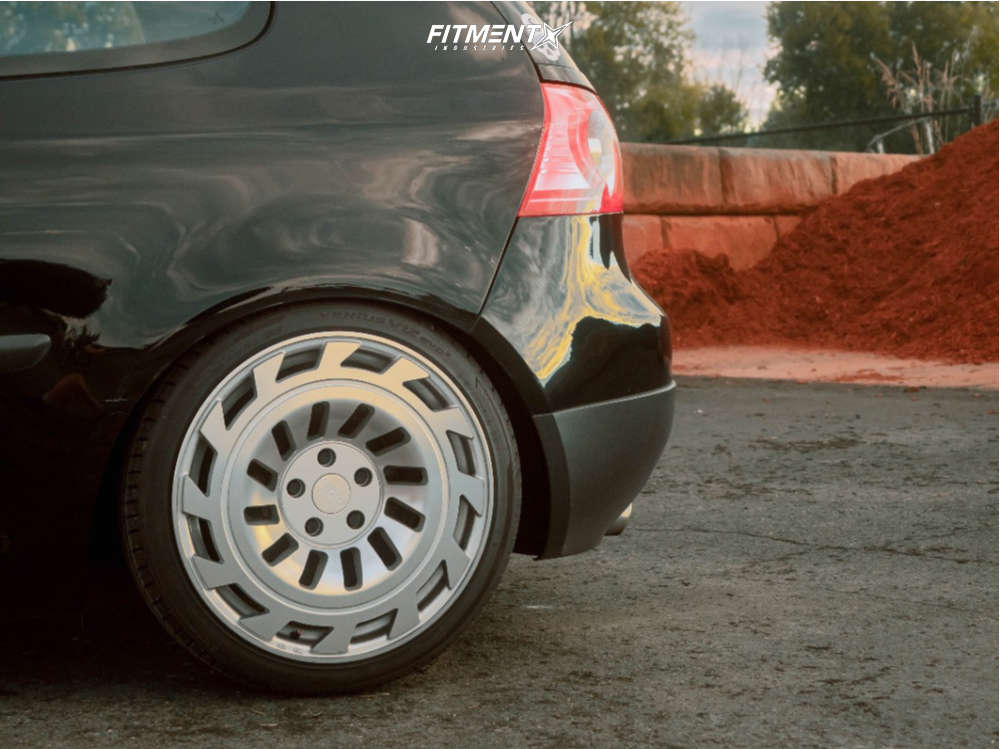 2009 Volkswagen Rabbit S with 18x8.5 Radi8 R8t12 and Hankook 205x40 on ...