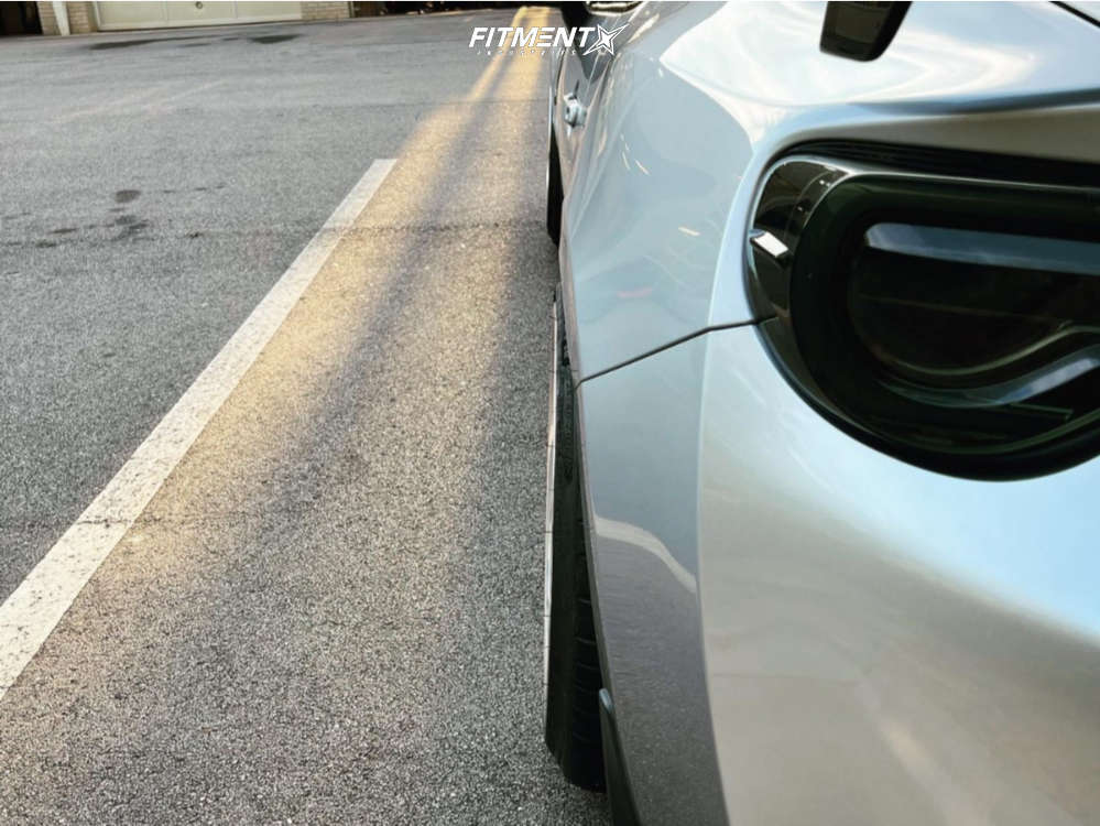 2018 Toyota 86 GT with 18x9.5 Work Vs Xx and Michelin 225x40 on Coilovers | 2421214 | Fitment ...