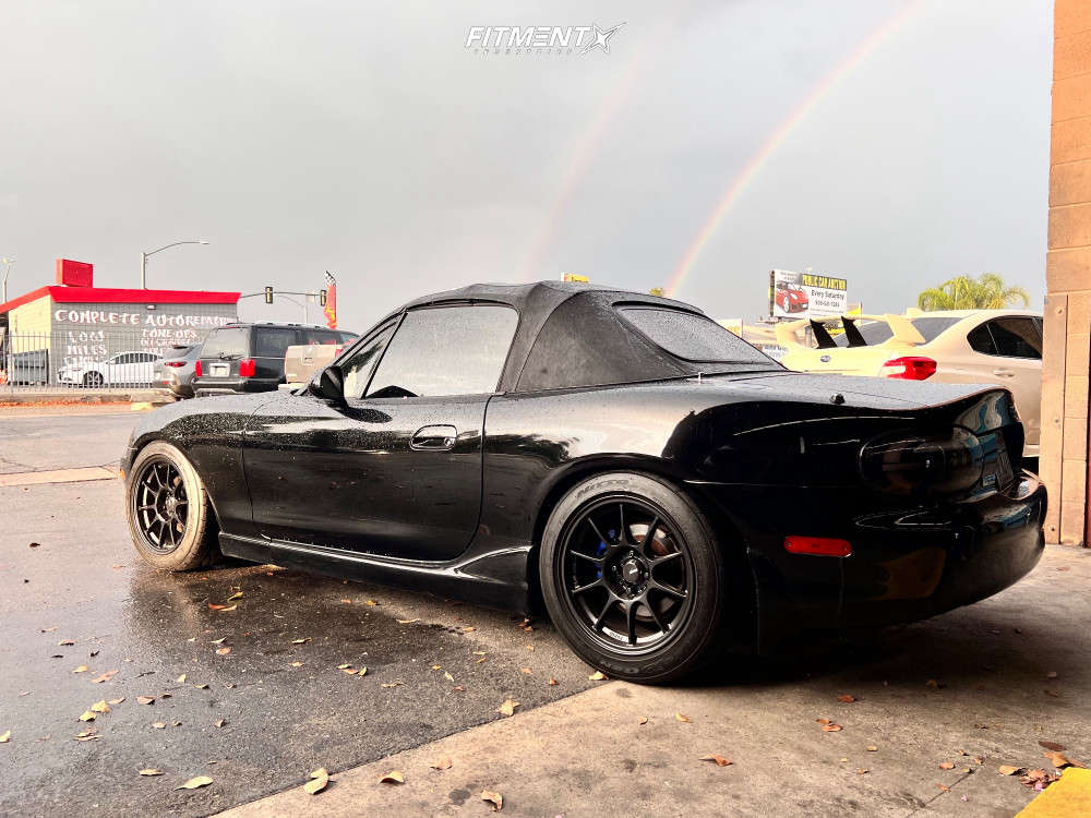 2000 Mazda Miata Base with 15x8 Konig Dekagram and Nitto 205x50 on ...