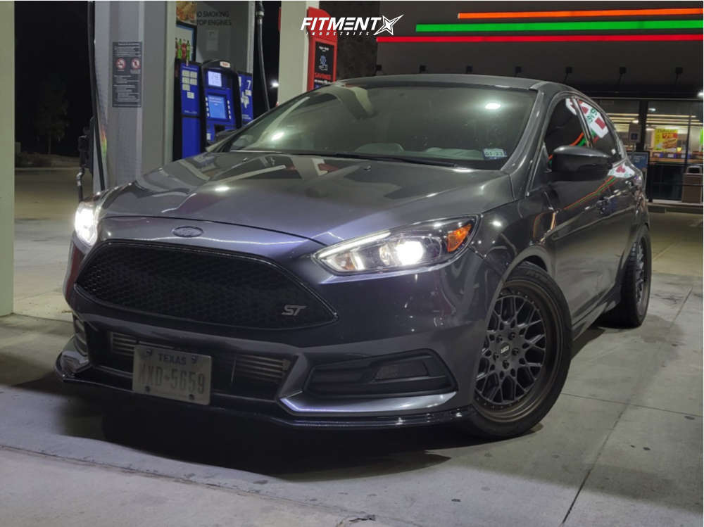 2018 Ford Focus ST with 19x8.5 ESR Cs3 and Nitto 265x35 on Coilovers ...