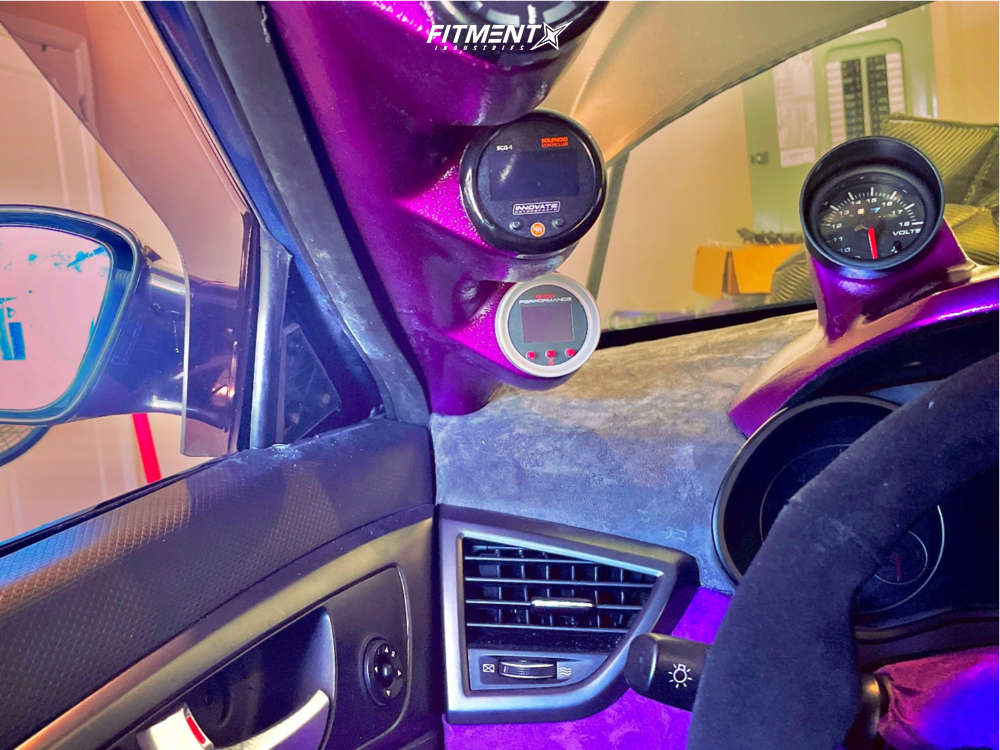 2016 Hyundai Veloster Turbo R-Spec with 18x10.5 AVID1 Av40 and Federal ...