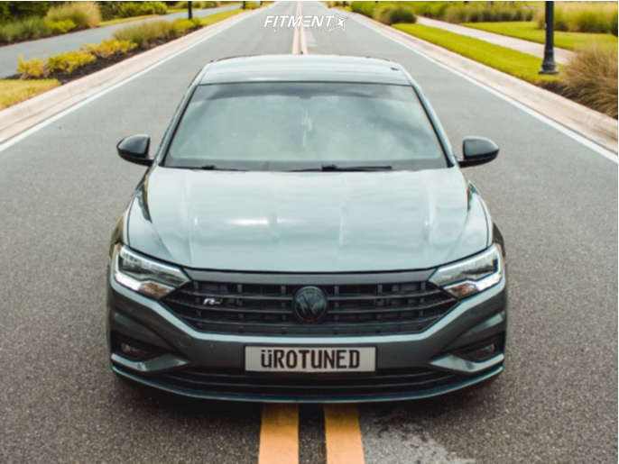 2019 Volkswagen Jetta R-Line with 19x8.5 Rotiform Dtm and Advanta ...