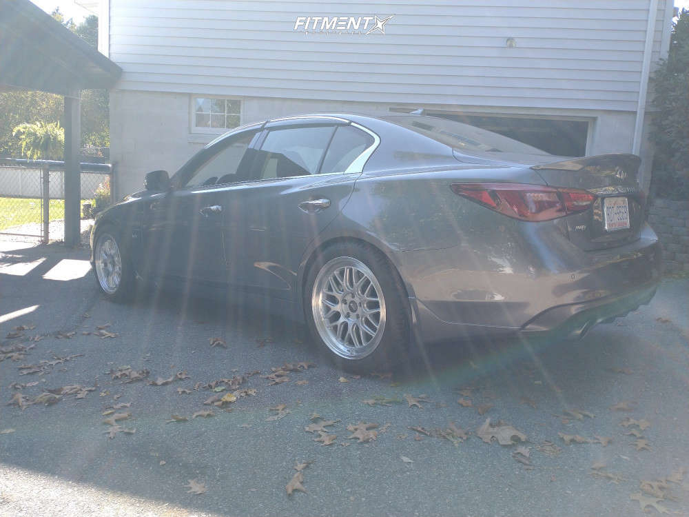 2019 INFINITI Q50 Sport with 19x9 ESR Cr1 and Michelin 255x40 on Stock ...