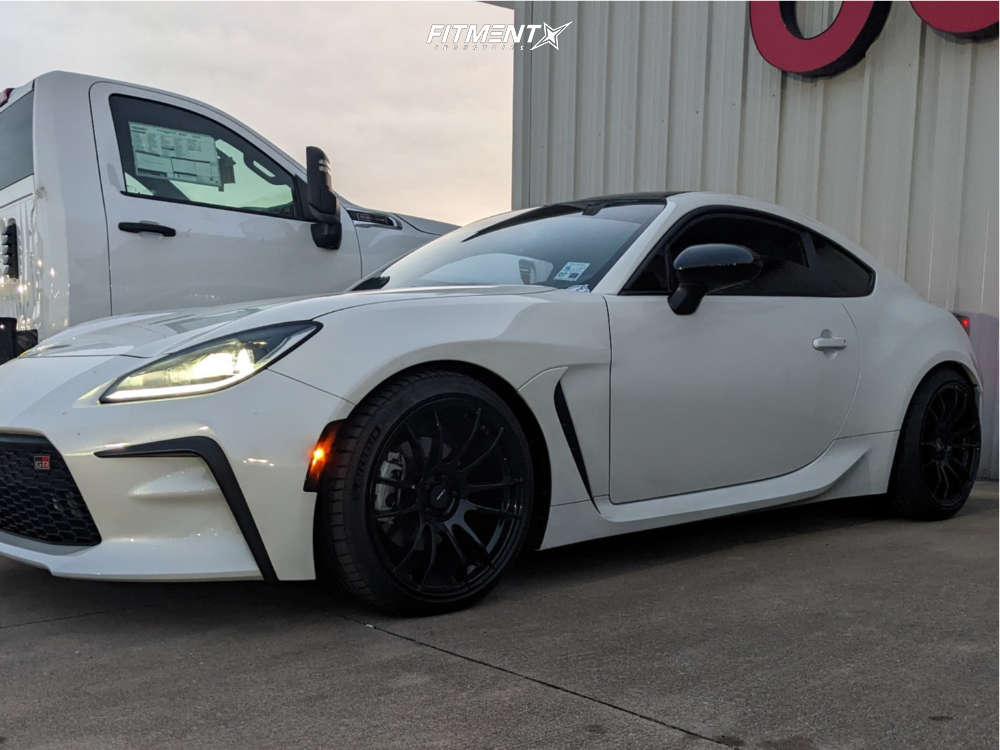 2022 Toyota GR86 Premium with 18x8.5 AVID1 Av20 and Michelin 225x40 on ...